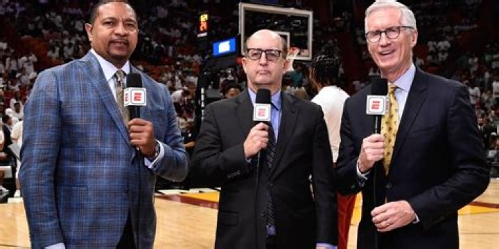 Inside The World Of NBA Basketball Announcers - Richard House